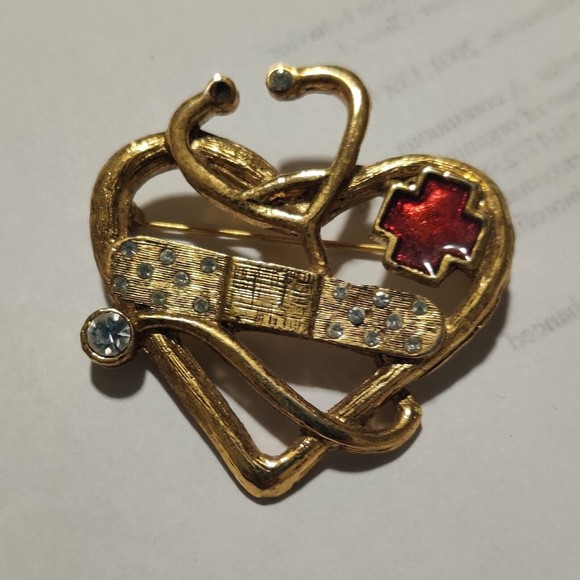 Unbranded | Jewelry | Brooch Healing Gold Heart With Diamond ...